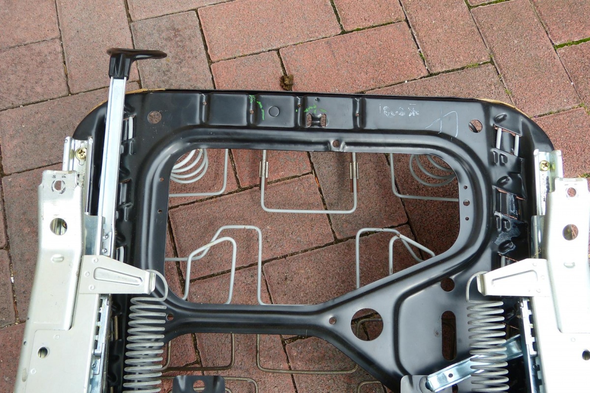 Sitzverstellung Fahrersitz zerlegen und zusammenbauen – Wiki zur ...